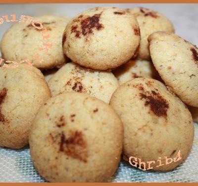Moroccan Shortbread Cookies Recipe. Ghriba - Levana Cooks
